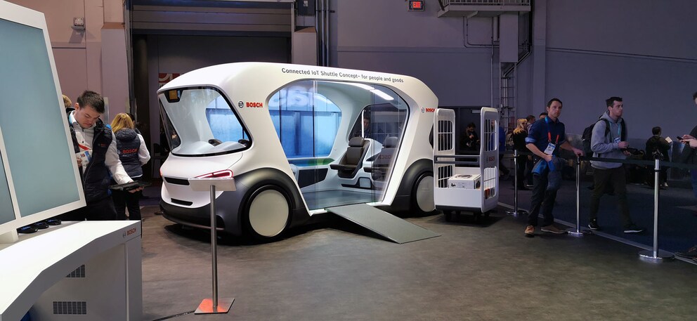 The future of mobility: the bubble sofa car is out - digitec