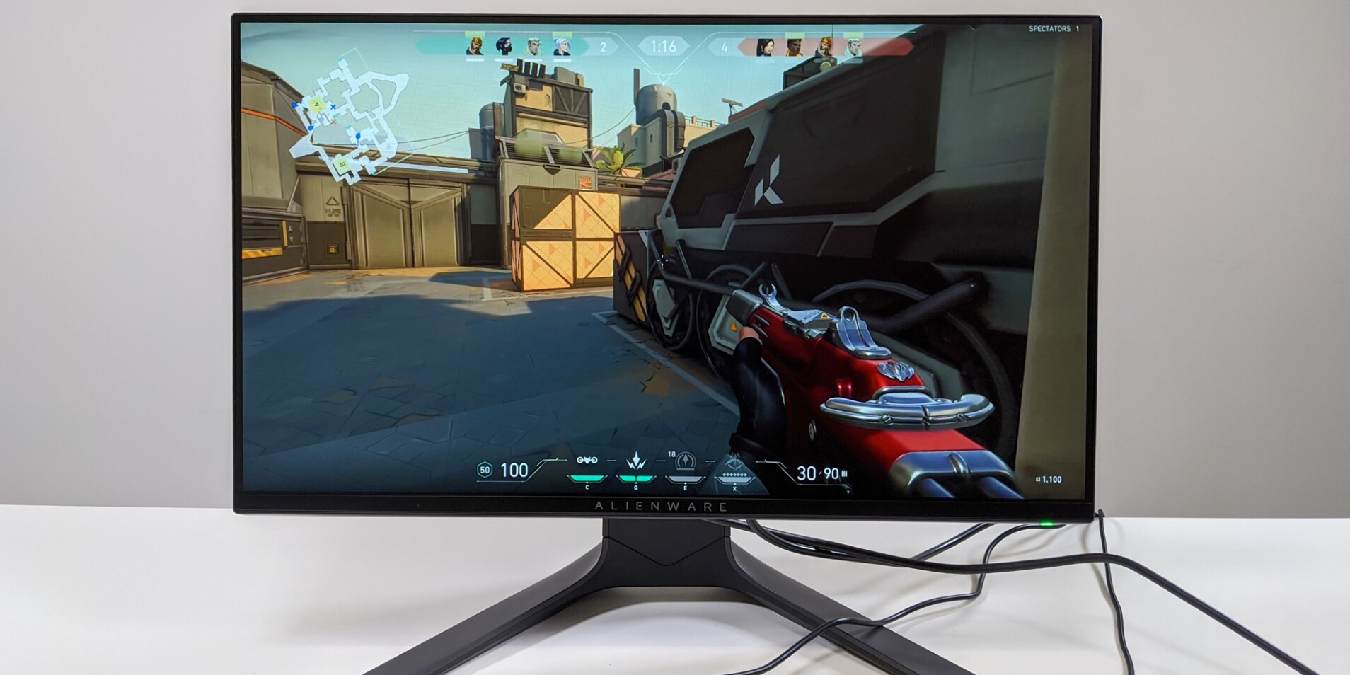 Alienware-Monitor mit 240 Hz im Test: Klein, aber mit viel Hertz - digitec