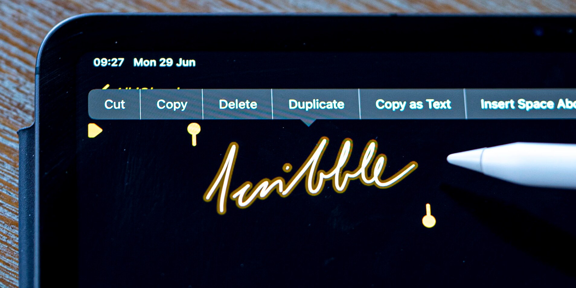 Apple Scribble Review: AI faces cursive - digitec