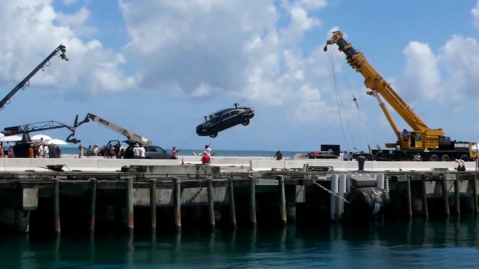 Fast Five: the one stunt that’s actually real - digitec