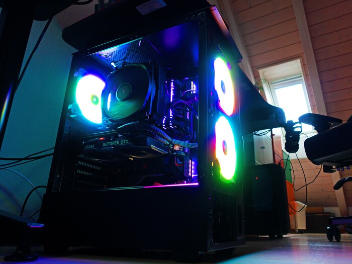 How to run a Corsair RGB LED fan directly from an ARGB header - digitec