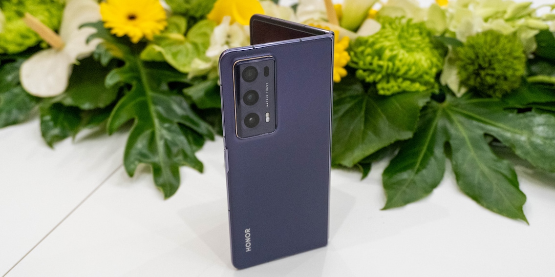 Honor Magic V2 : le smartphone pliable fin arrive en Europe - Digitec