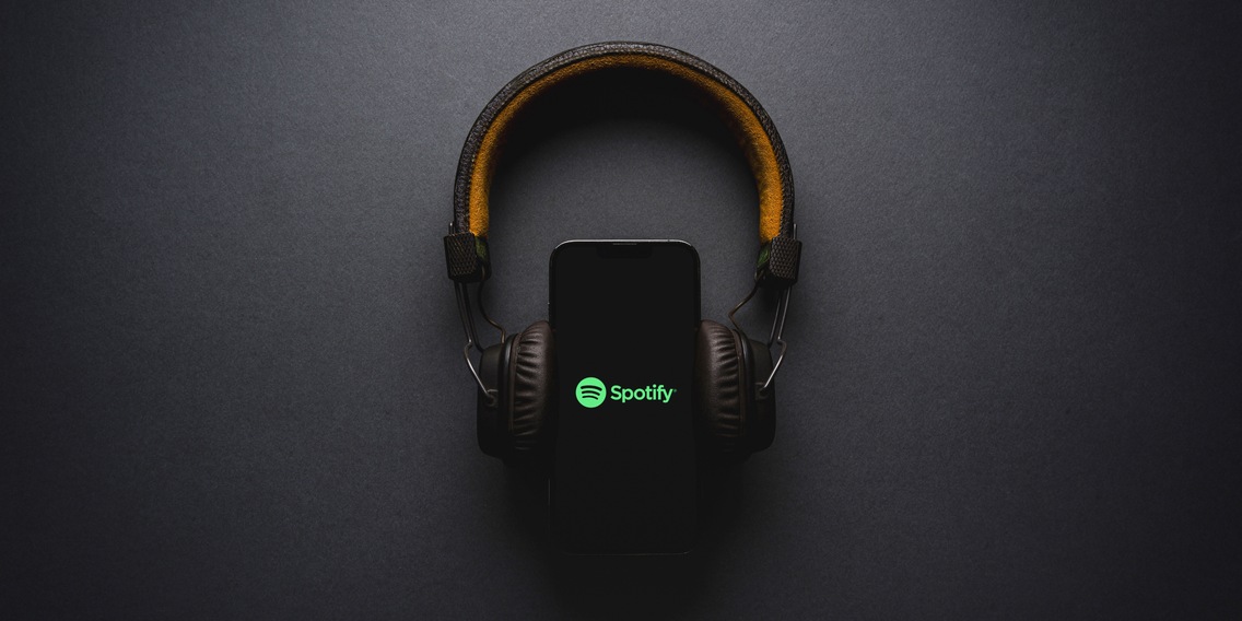 Spotify profitable for the first time - Digitec