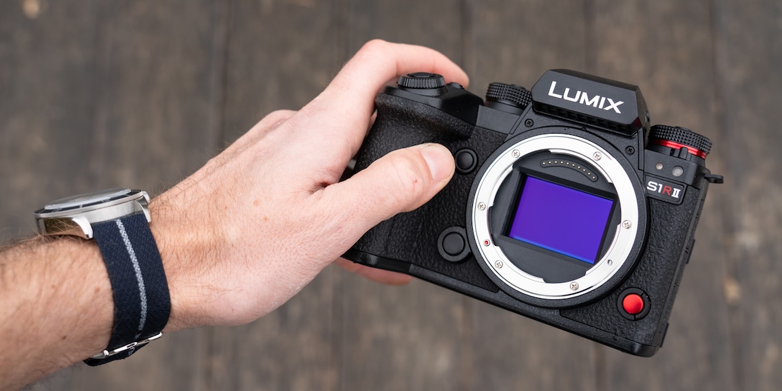 Panasonic Lumix S1RII: Hybrid flagship at a competitive price - Digitec