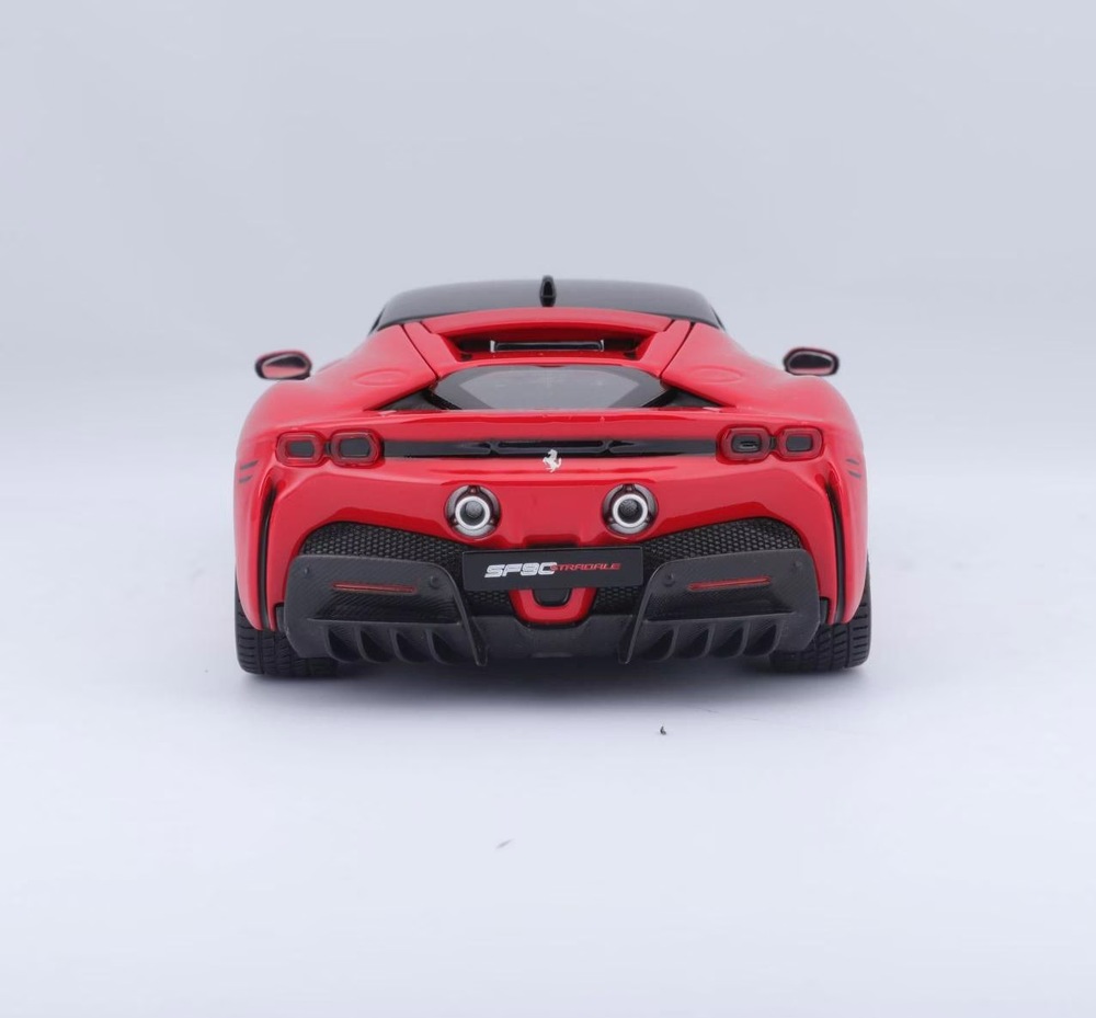 Bburago Ferrari R&P SF90 Stradale - kaufen bei digitec