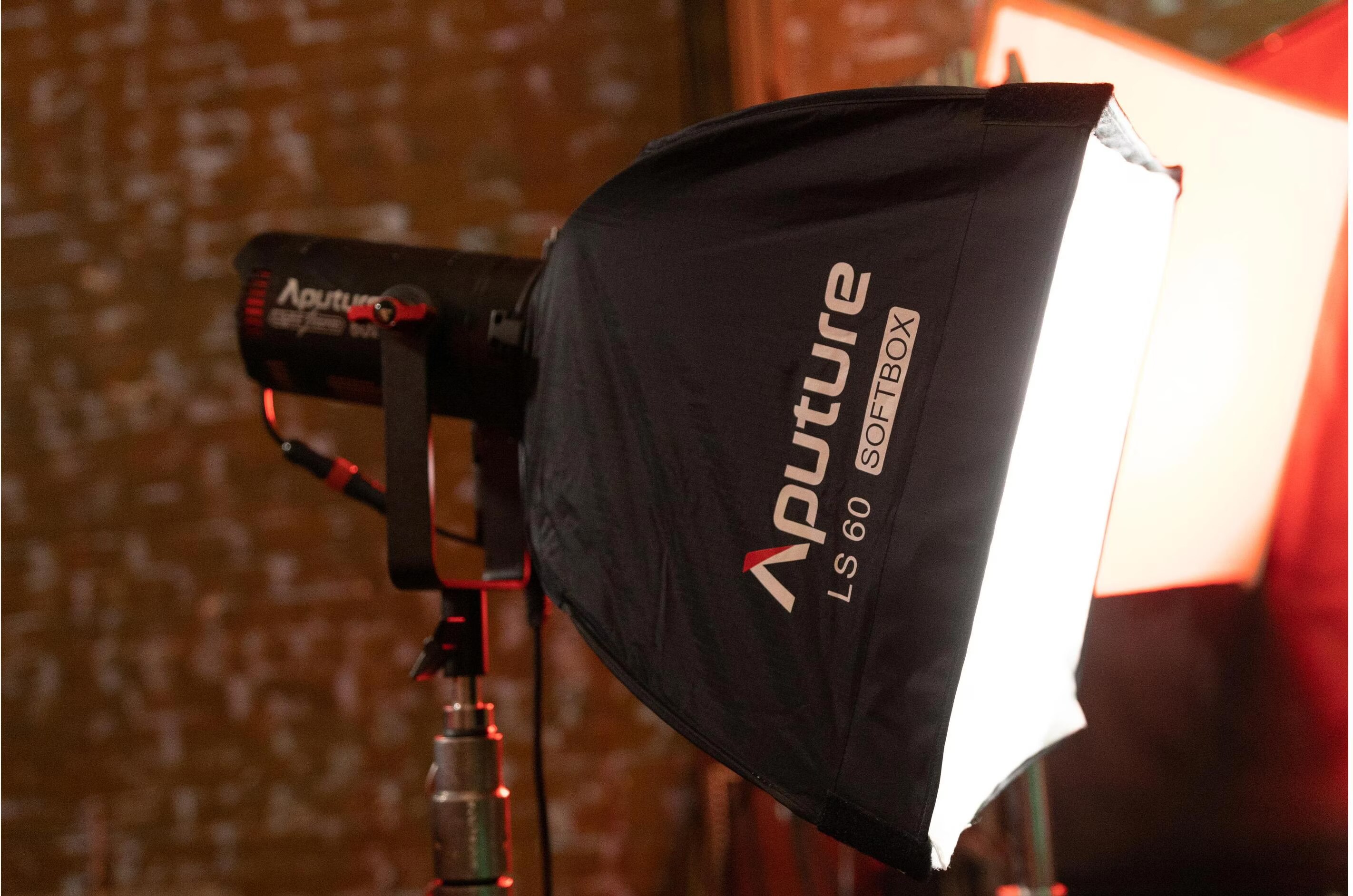 Aputure Softbox LS 60 (Softbox, 35 cm) - kaufen bei digitec